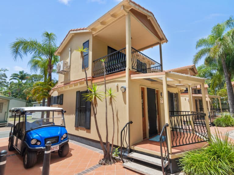 Gold Coast Holiday Park Accommodation at Ashmore Palms Holiday Village